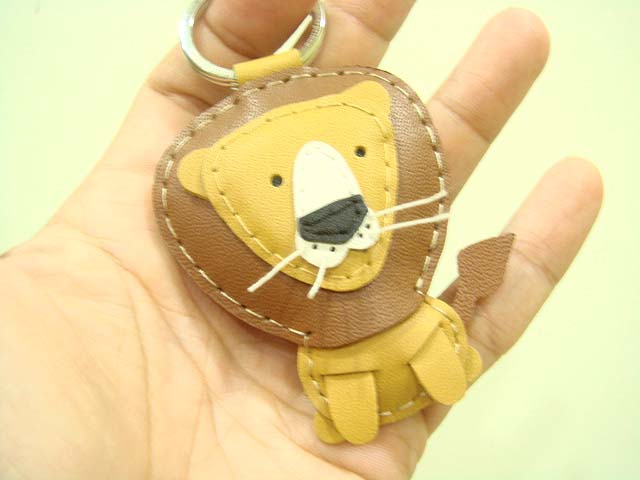 Lion Leather Keychain ( Light Brown ) on Luulla